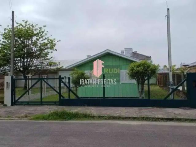 Casa / Sobrado para Venda em Capão da Canoa/RS Curumim 3 Quartos