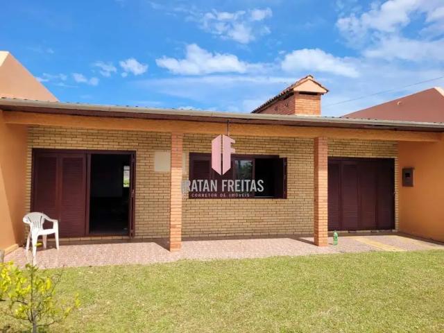 Casa / Sobrado para Venda em Capão da Canoa/RS Curumim 3 Quartos