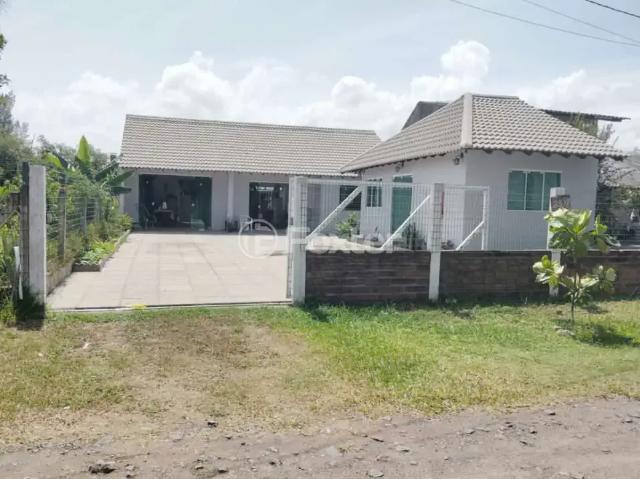 Casa / Sobrado para Venda em Capão da Canoa/RS Capão Novo 3 Quartos