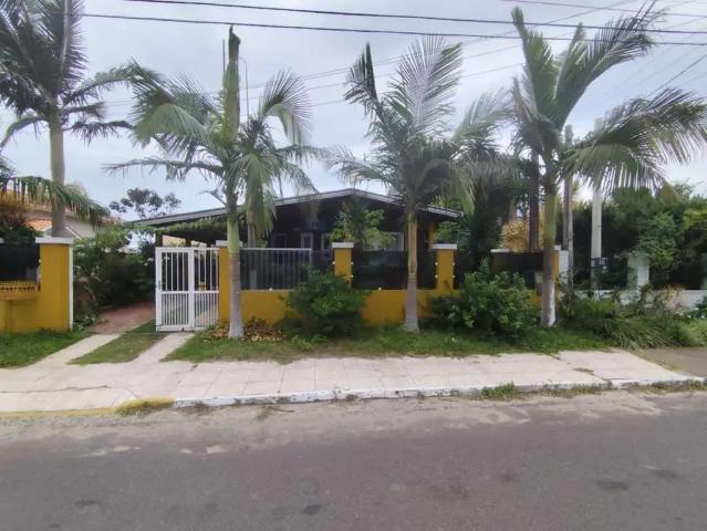 Casa / Sobrado para Venda em Capão da Canoa/RS Capão Novo 2 Quartos