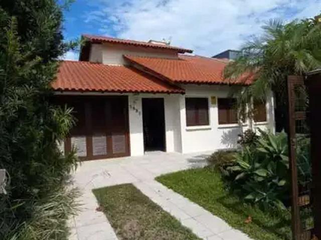 Casa / Sobrado para Venda em Capão da Canoa/RS Capão Novo 4 Quartos