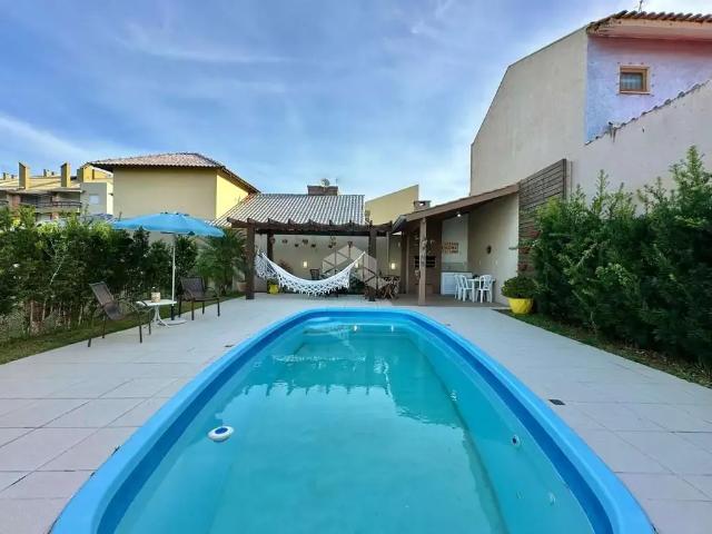 Casa / Sobrado para Venda em Capão da Canoa/RS Capão Novo 5 Quartos