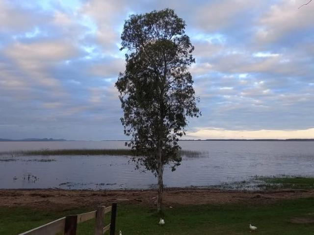 Casa / Sobrado para Venda em Capão da Canoa/RS Centro 2 Quartos