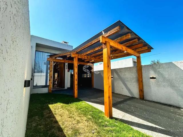 Casa / Sobrado para Venda em Capão da Canoa/RS Jardim Beira Mar 2 Quartos
