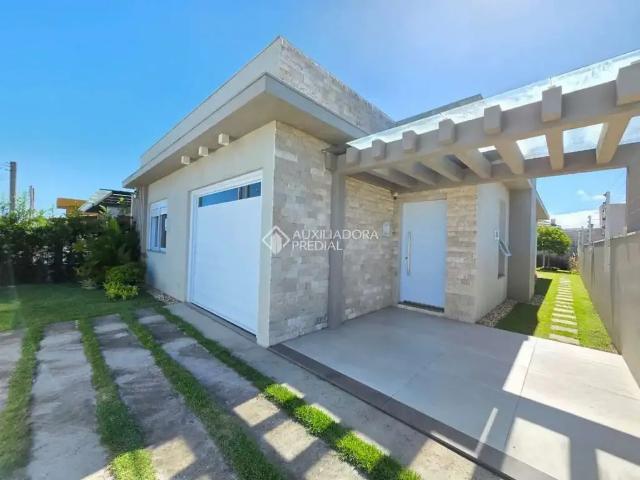 Casa / Sobrado para Venda em Capão da Canoa/RS Zona Nova 3 Quartos