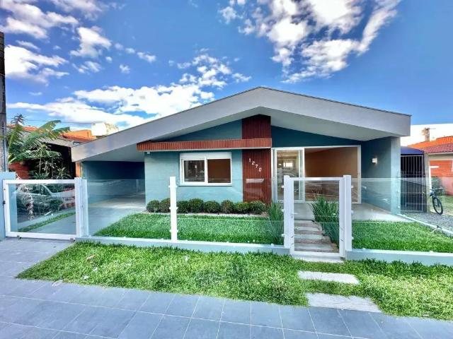 Casa / Sobrado para Venda em Capão da Canoa/RS Zona Nova 3 Quartos
