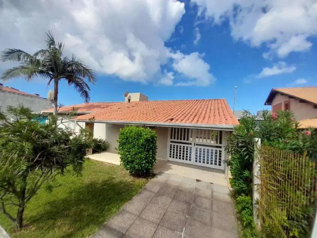 Casa / Sobrado para Venda em Capão da Canoa/RS Zona Nova 3 Quartos