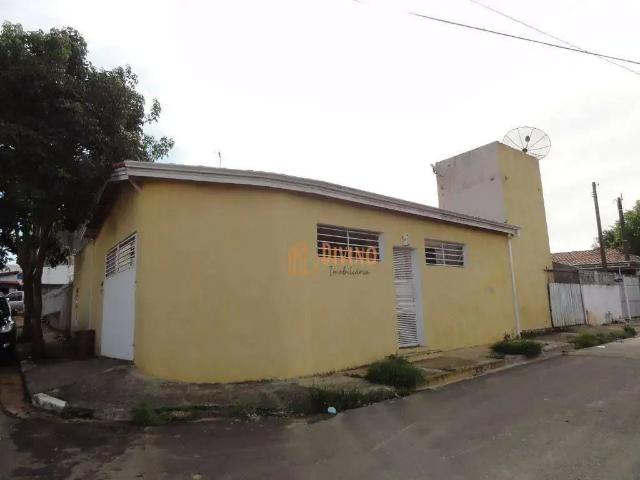 Casa / Sobrado para Venda em Capela do Alto/SP Centro 3 Quartos