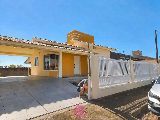 Casa / Sobrado para Venda em Capivari de Baixo/SC Caçador 2 Quartos
