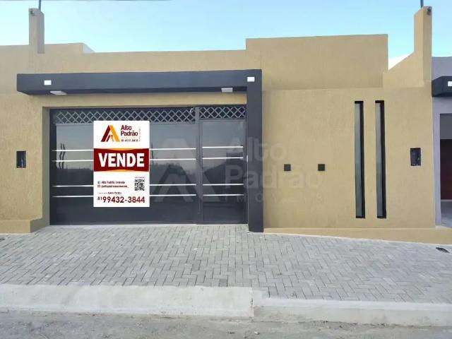 Casa / Sobrado para Venda em Caruaru/PE Luiz Gonzaga 3 Quartos