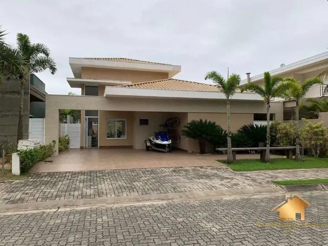 Casa / Sobrado para Venda em Caraguatatuba/SP Costa Nova 4 Quartos