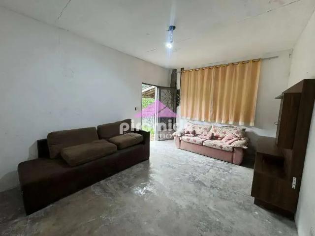 Casa / Sobrado para Venda em Caraguatatuba/SP Cantagalo 3 Quartos