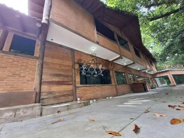 Casa / Sobrado para Venda em Caraguatatuba/SP Cantagalo 3 Quartos
