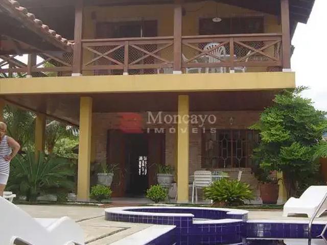 Casa / Sobrado para Venda em Caraguatatuba/SP Capricórnio I 4 Quartos