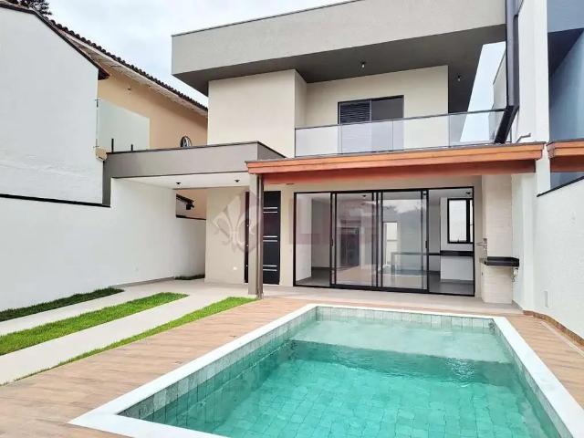 Casa / Sobrado para Venda em Caraguatatuba/SP Capricórnio I 4 Quartos