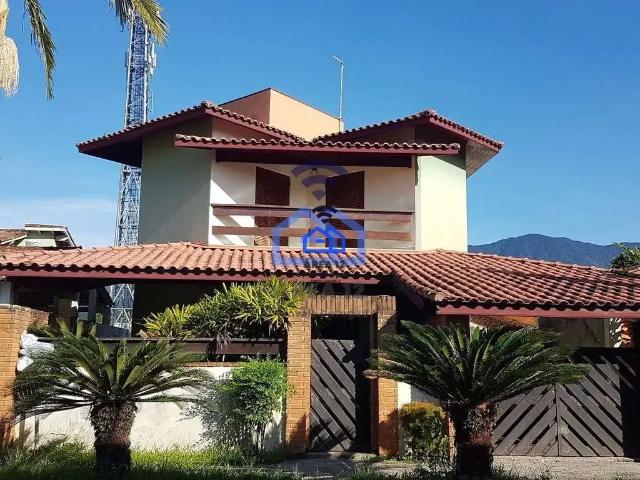 Casa / Sobrado para Venda em Caraguatatuba/SP Capricórnio I 5 Quartos