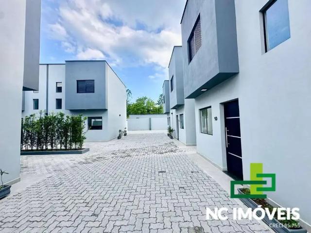Casa / Sobrado para Venda em Caraguatatuba/SP Capricórnio I 2 Quartos