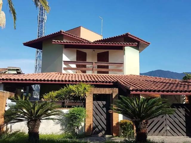 Casa / Sobrado para Venda em Caraguatatuba/SP Capricórnio I 3 Quartos
