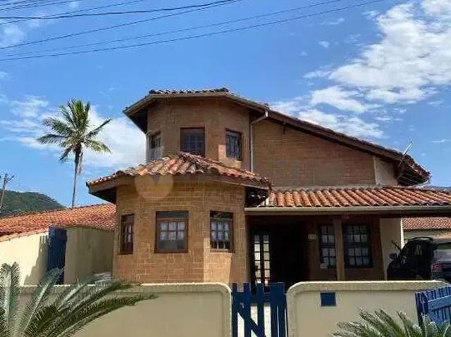 Casa / Sobrado para Venda em Caraguatatuba/SP Capricórnio I 3 Quartos
