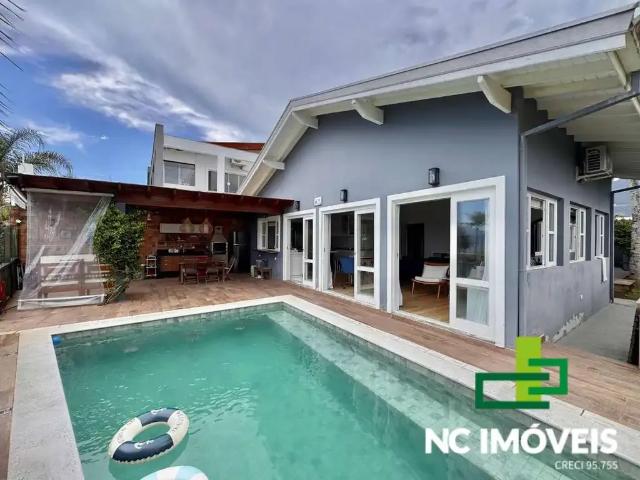 Casa / Sobrado para Venda em Caraguatatuba/SP Capricórnio I 3 Quartos