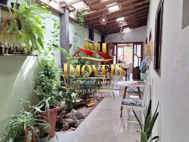 Casa / Sobrado para Venda em Caraguatatuba/SP Caputera 3 Quartos