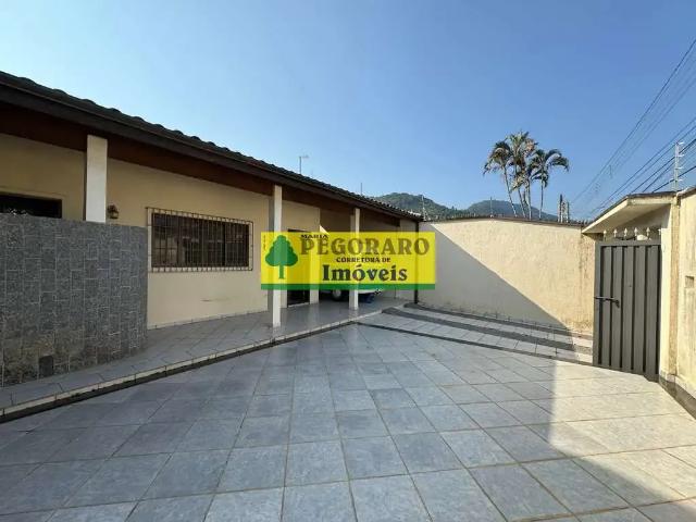 Casa / Sobrado para Venda em Caraguatatuba/SP Caputera 3 Quartos