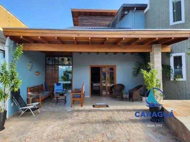 Casa / Sobrado para Venda em Caraguatatuba/SP Caputera 5 Quartos