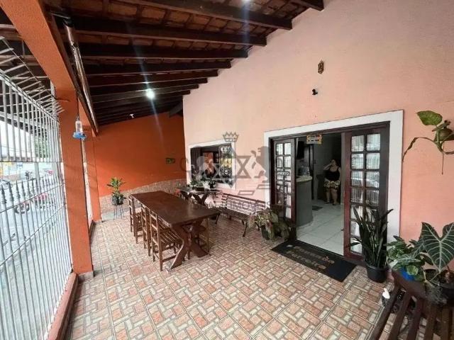 Casa / Sobrado para Venda em Caraguatatuba/SP Centro 15 Quartos