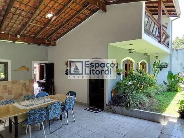 Casa / Sobrado para Venda em Caraguatatuba/SP Centro 3 Quartos