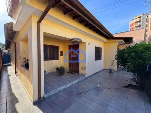 Casa / Sobrado para Venda em Caraguatatuba/SP Centro 3 Quartos
