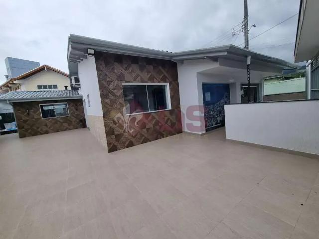Casa / Sobrado para Venda em Caraguatatuba/SP Centro 3 Quartos