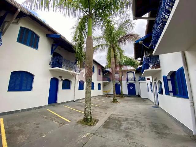 Casa / Sobrado para Venda em Caraguatatuba/SP Centro 3 Quartos
