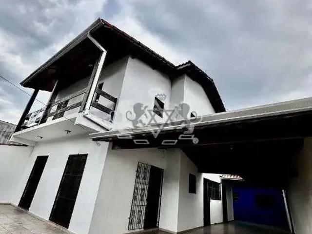 Casa / Sobrado para Venda em Caraguatatuba/SP Centro 3 Quartos