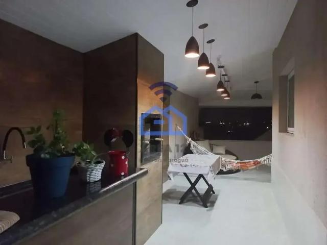 Casa / Sobrado para Venda em Caraguatatuba/SP Centro 3 Quartos