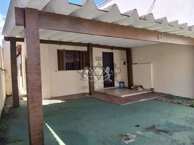 Casa / Sobrado para Venda em Caraguatatuba/SP Centro 4 Quartos