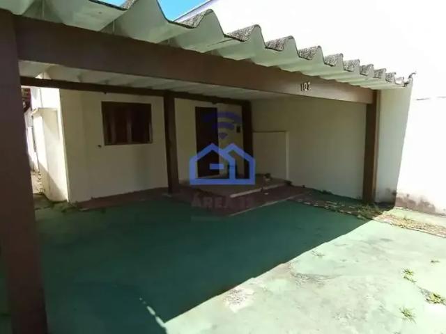 Casa / Sobrado para Venda em Caraguatatuba/SP Centro 4 Quartos