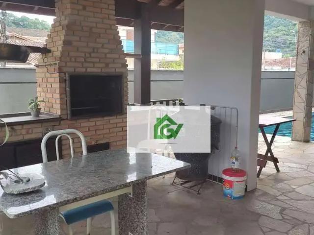 Casa / Sobrado para Venda em Caraguatatuba/SP Centro 4 Quartos