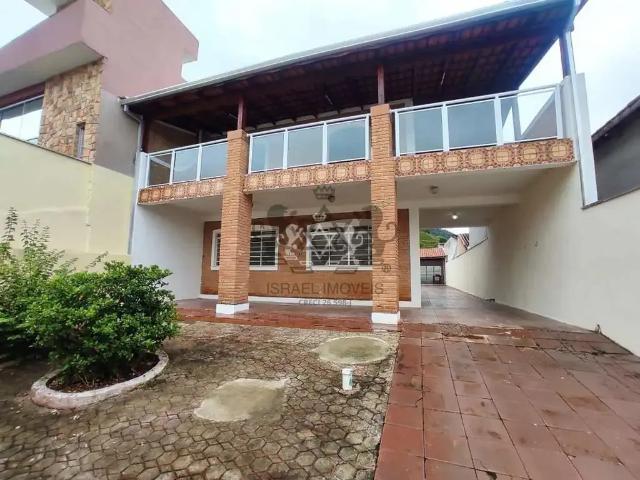 Casa / Sobrado para Venda em Caraguatatuba/SP Centro 5 Quartos