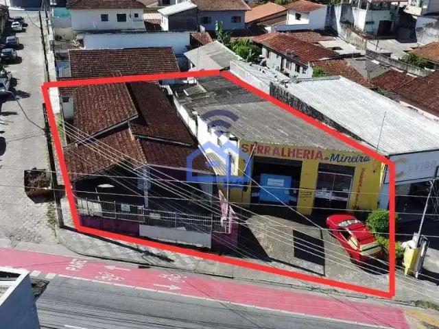 Casa / Sobrado para Venda em Caraguatatuba/SP Centro