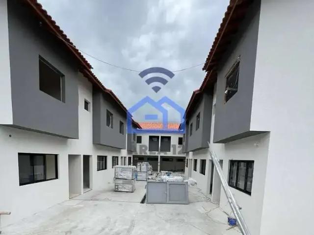 Casa / Sobrado para Venda em Caraguatatuba/SP Cidade Jardim 2 Quartos