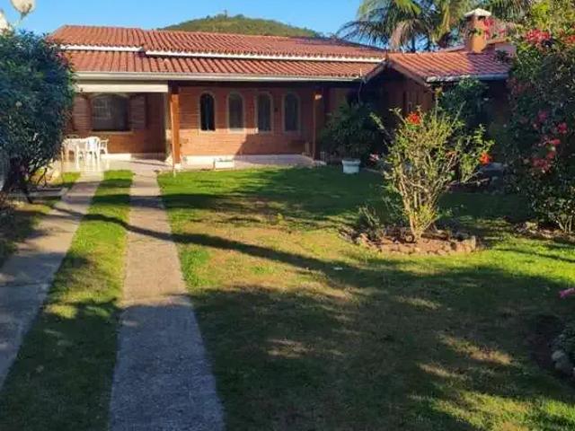 Casa / Sobrado para Venda em Caraguatatuba/SP Cidade Jardim 2 Quartos