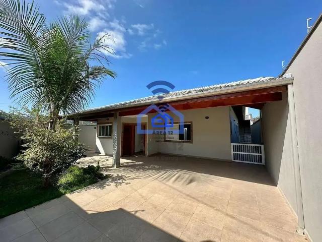 Casa / Sobrado para Venda em Caraguatatuba/SP Cidade Jardim 3 Quartos