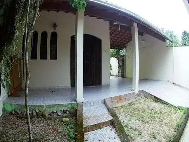 Casa / Sobrado para Venda em Caraguatatuba/SP Cidade Jardim 3 Quartos