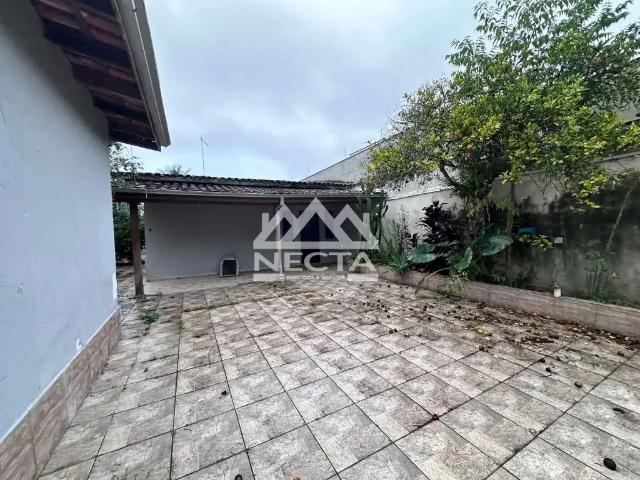 Casa / Sobrado para Venda em Caraguatatuba/SP Cidade Jardim 3 Quartos