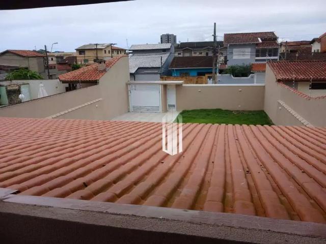 Casa / Sobrado para Venda em Caraguatatuba/SP Balneário Califórnia 4 Quartos