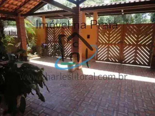 Casa / Sobrado para Venda em Caraguatatuba/SP Balneário Copacabana 4 Quartos