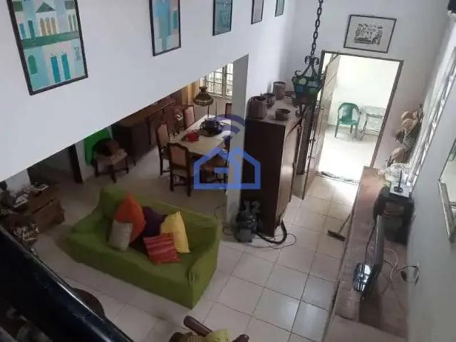 Casa / Sobrado para Venda em Caraguatatuba/SP Balneário dos Golfinhos 3 Quartos