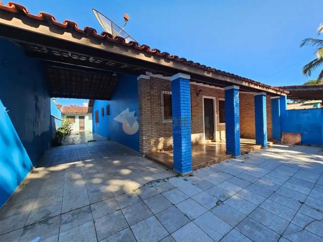 Casa / Sobrado para Venda em Caraguatatuba/SP Balneário dos Golfinhos 3 Quartos