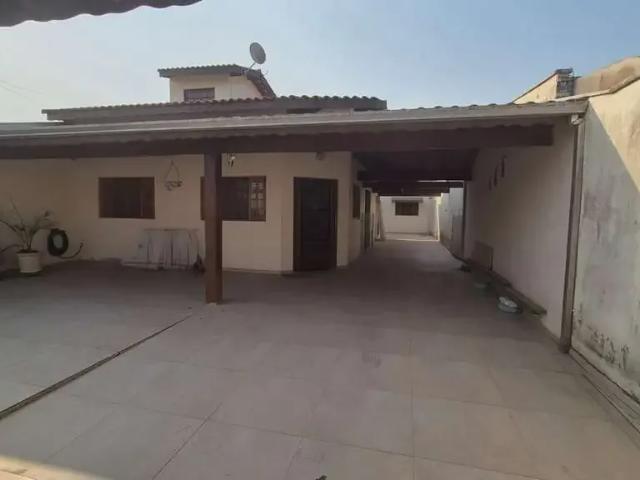 Casa / Sobrado para Venda em Caraguatatuba/SP Balneário dos Golfinhos 3 Quartos