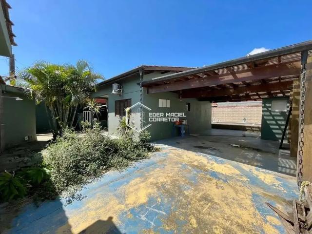 Casa / Sobrado para Venda em Caraguatatuba/SP Balneário dos Golfinhos 2 Quartos